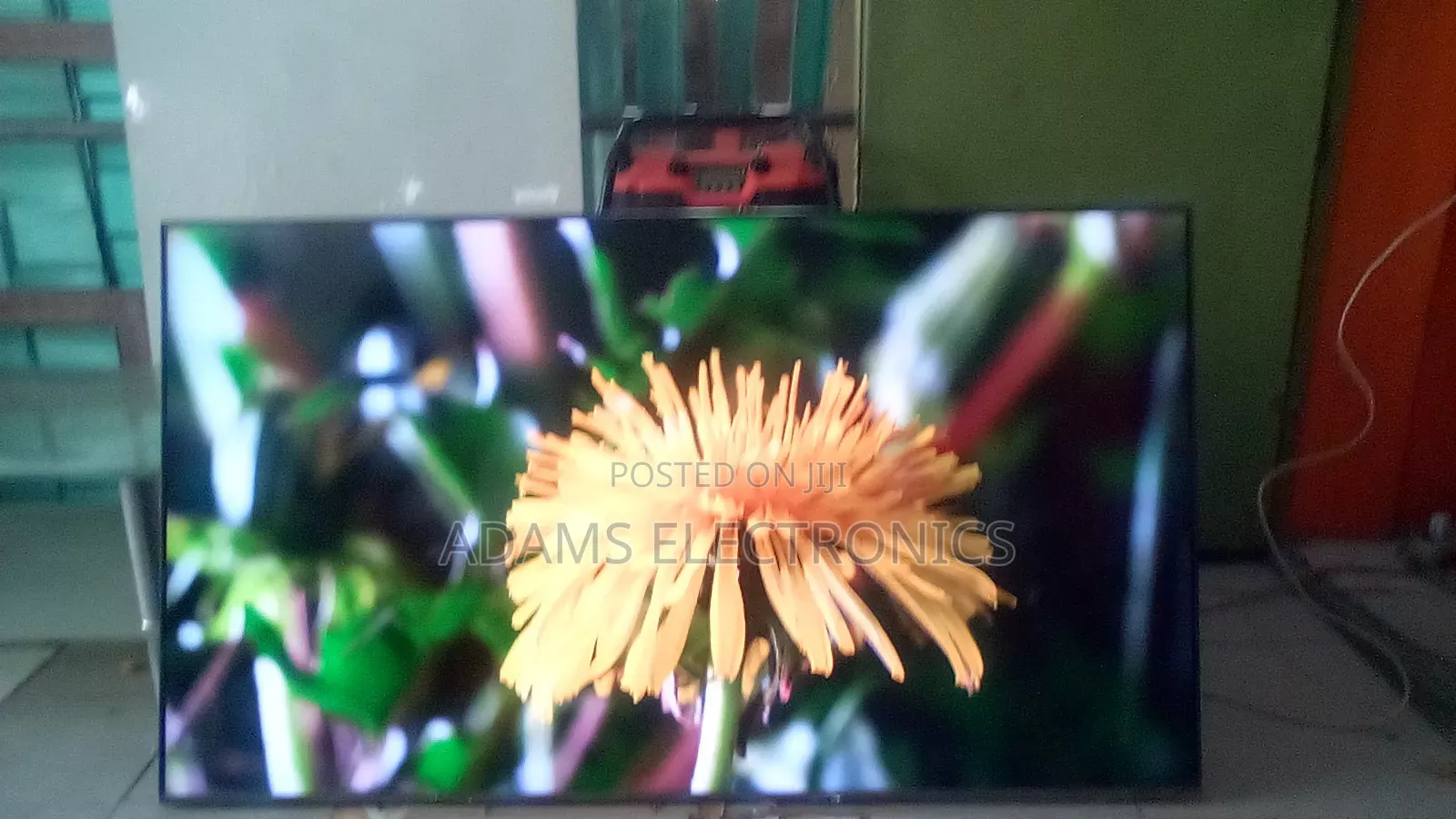 A 65 Inches Samsung Qled Latest Tv With Invisible Line for Sale in Ga ...