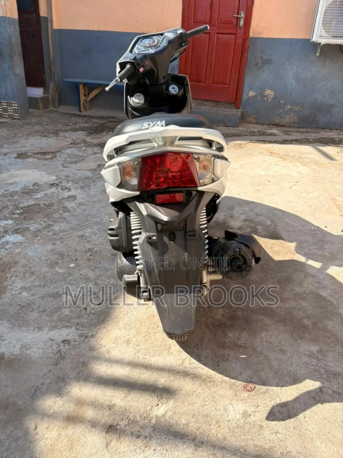 Motorcycle 2025 White in Lapaz - Motorcycles & Scooters, Muller Brooks | Jiji.com.gh