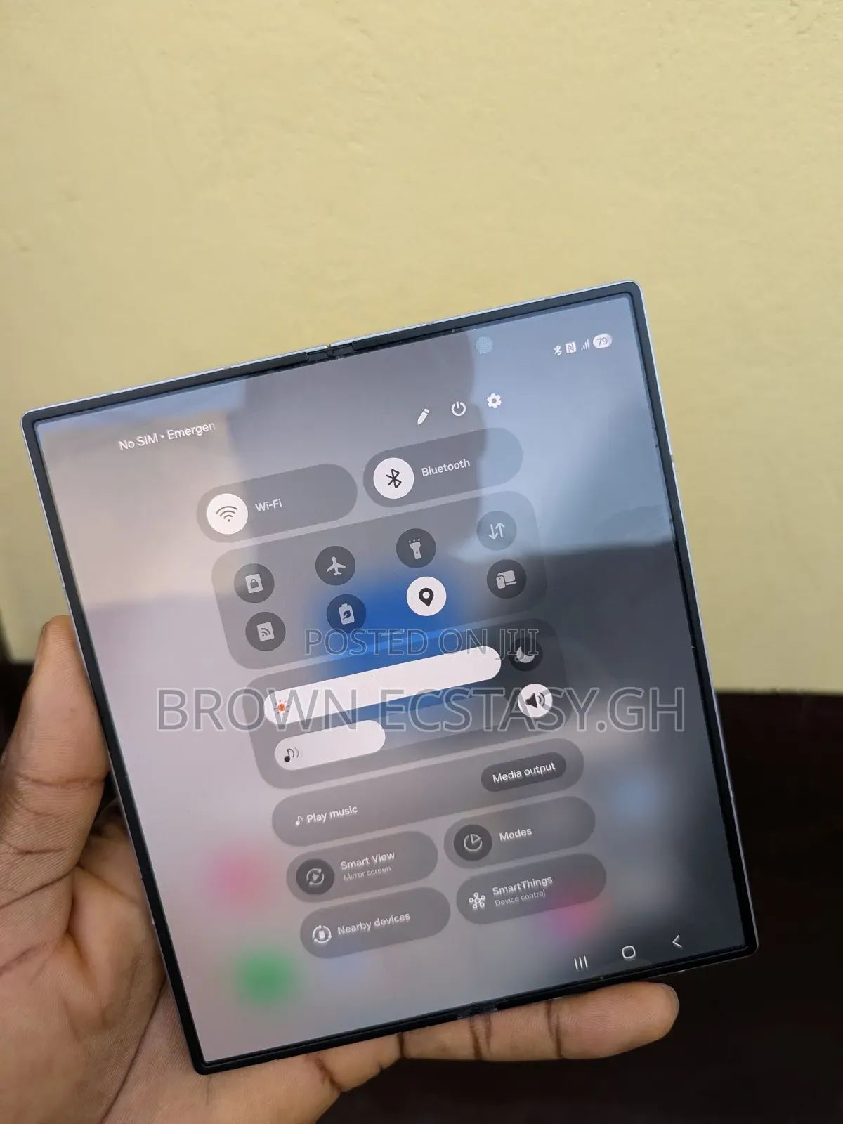 Samsung Galaxy Z Fold6 256 GB Silver in Osu - Mobile Phones, Brown ...