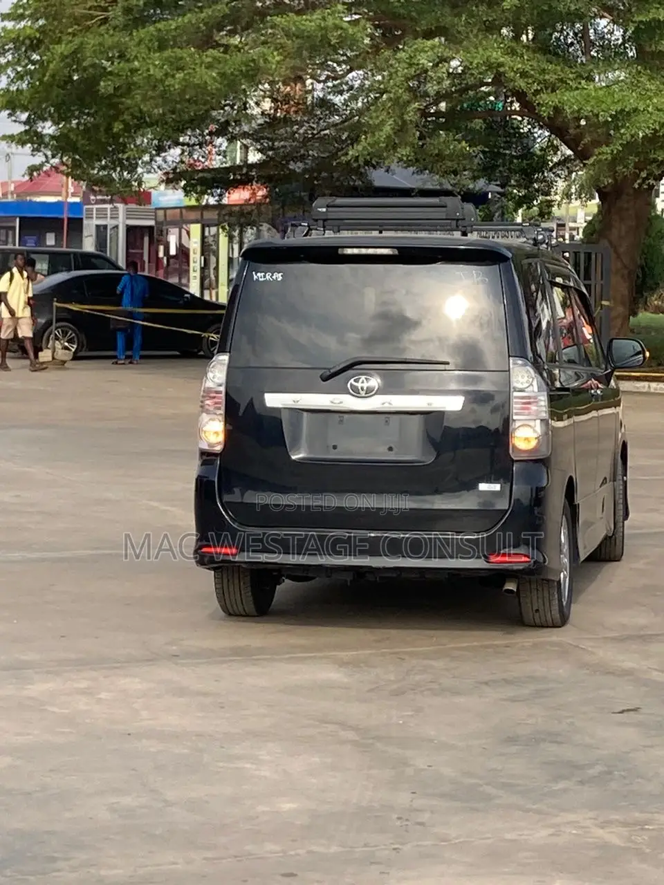 Toyota Voxy SV Premium 2014 Black in Dome - Cars, Asantewaa Millicent ...
