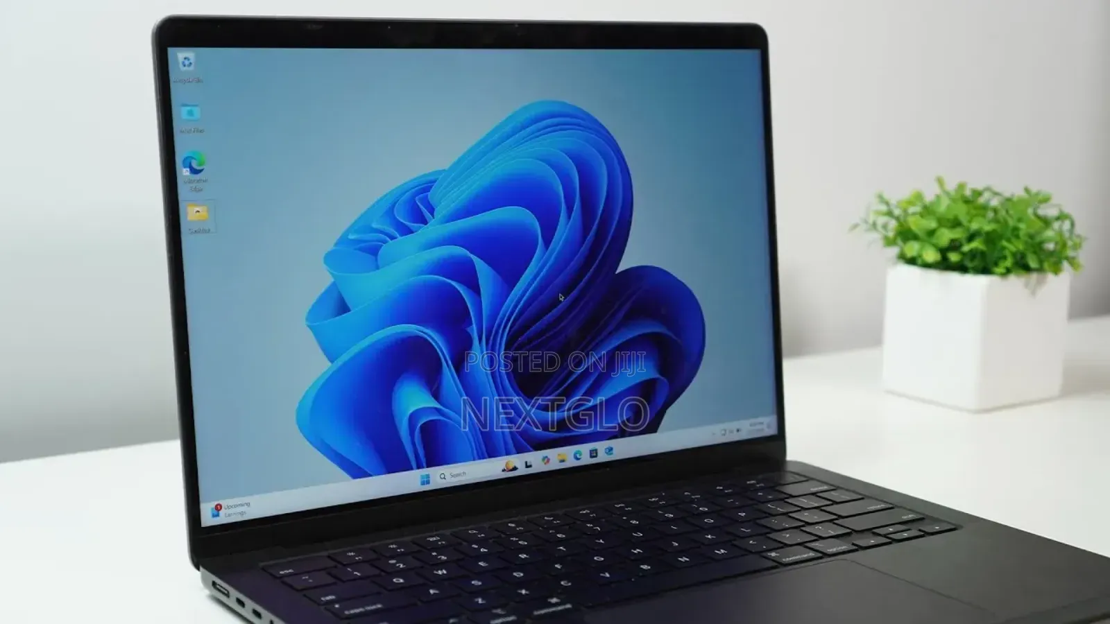 Windows on Macbook in Madina - Software, Nextglo | Jiji.com.gh