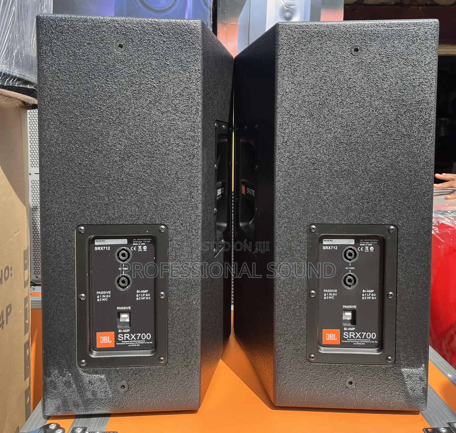 Plywood JBL Srx712m 12-Inch Two-Way Professional Stage Monitor Speaker ...
