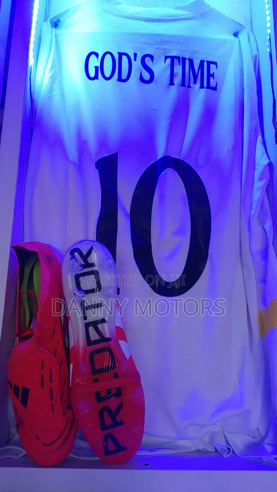 Bright Red Adidas Predator Elite Fold-Over Tongue Boots in Sege - Shoes, Akumaglo Elisha | Jiji ...