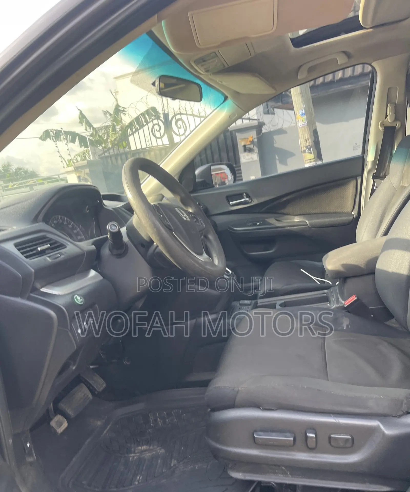 Honda CR-V 2016 Gray in Madina - Cars, Okyere Bright | Jiji.com.gh