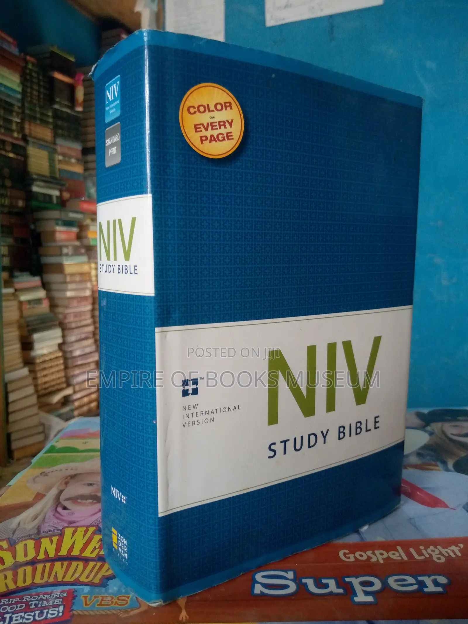 Niv Study Bible: New International Version, Standard Print in Ga West ...
