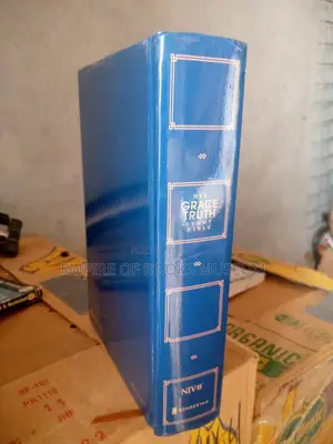 Andrews Study Bible Hardcover – By Andrews University Press (Author) in ...