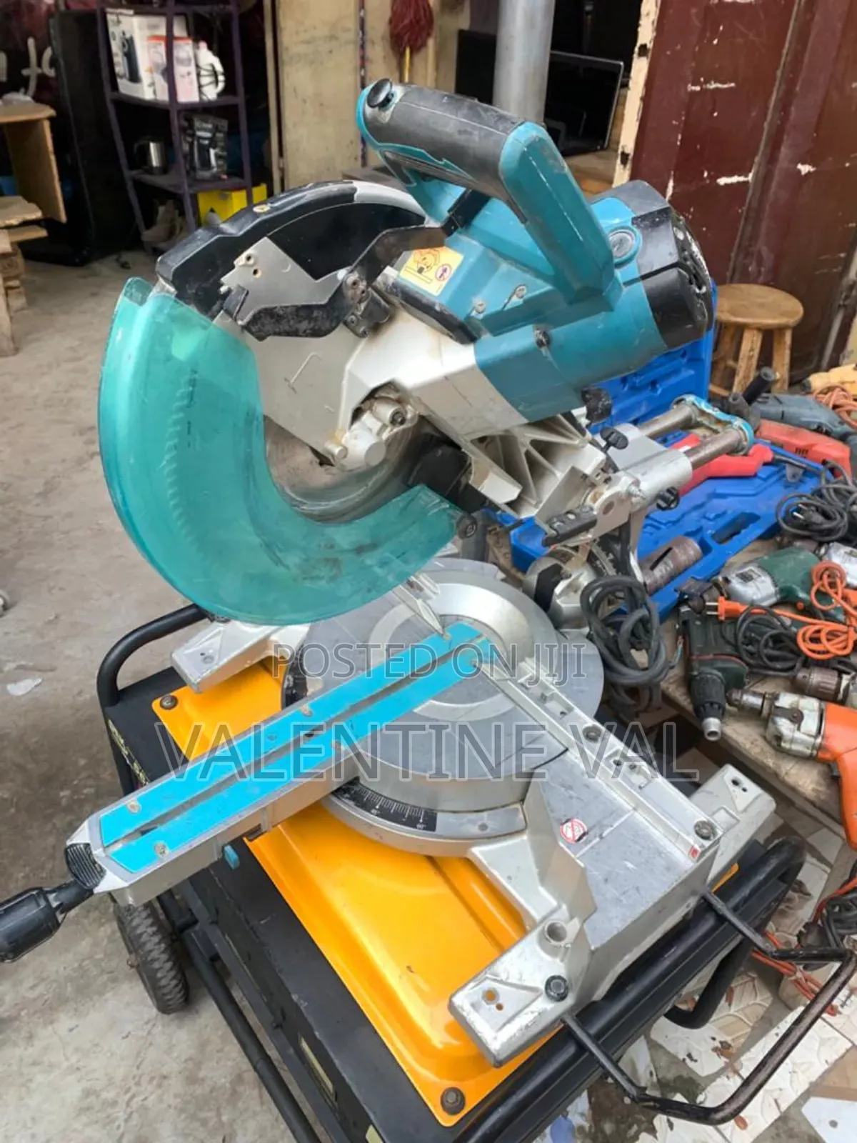 Miter Saw Home Used Working Perfectly in Lapaz - Hand Tools, Valentine Val | Jiji.com.gh