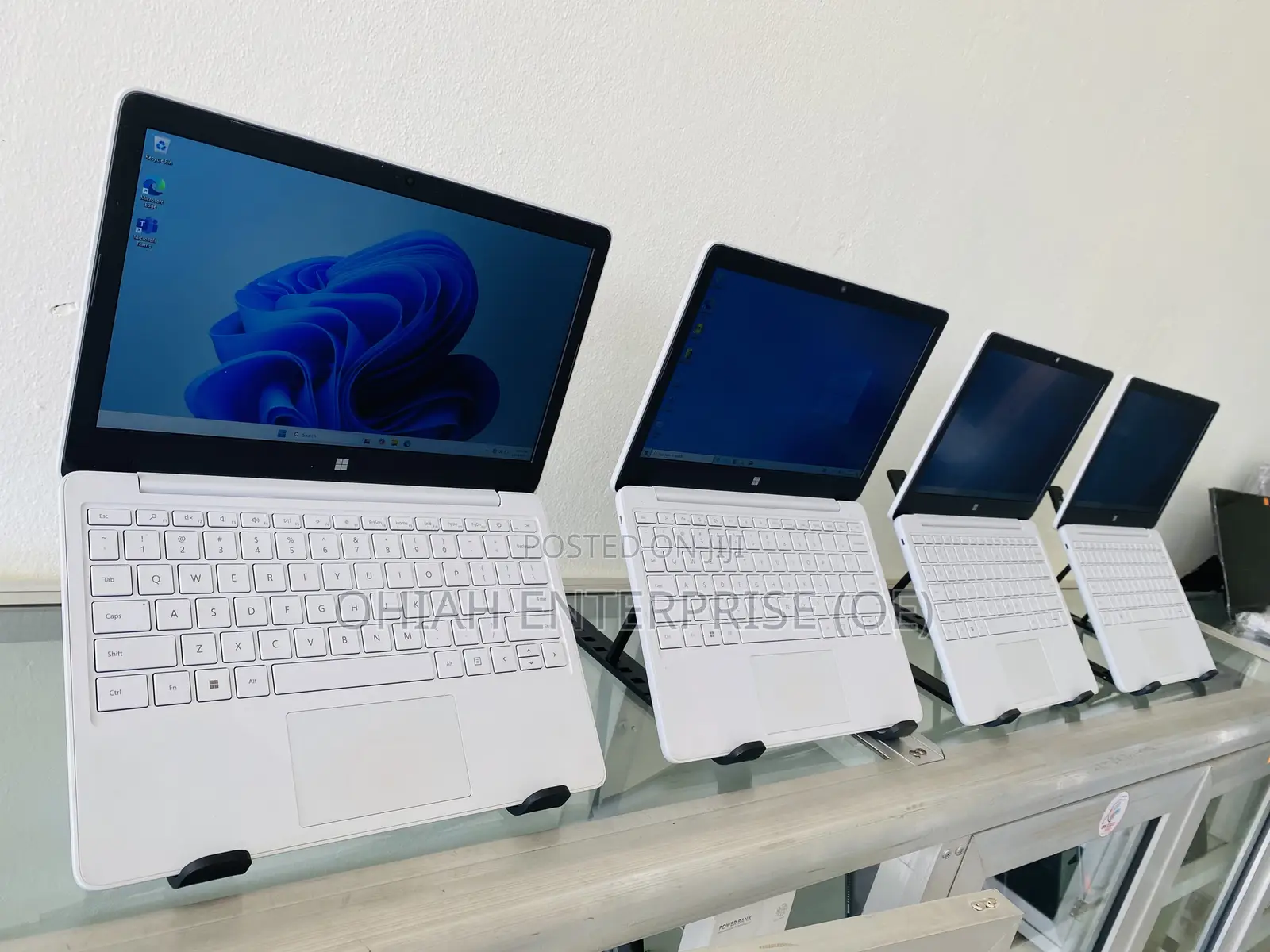 Laptop Microsoft Surface Laptop SE 4GB Intel Celeron SSD 128GB in Weija ...