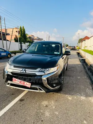 Mitsubishi Outlander 2019 Black in Accra Metropolitan - Cars, Godwin ...
