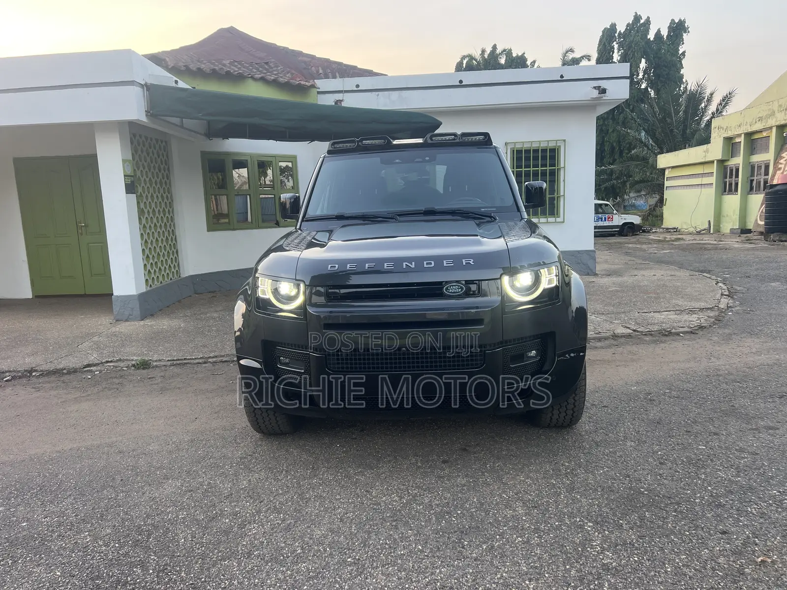Land Rover Defender X-Dynamic SE 2023 Black in South Shiashie - Cars ...