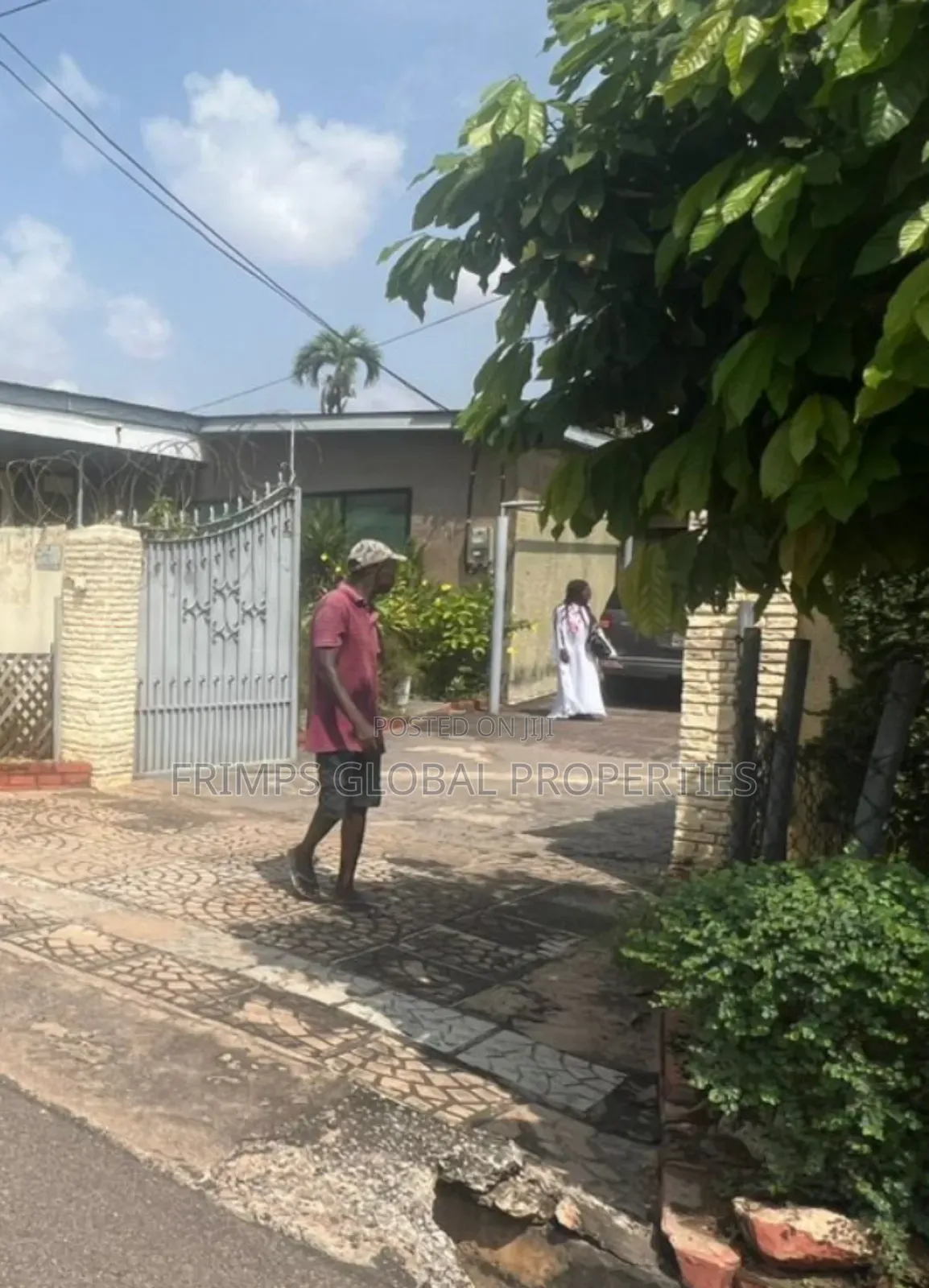 An Old Property in Abelemkpe for Sale. Bm in Abelemkpe - Commercial ...