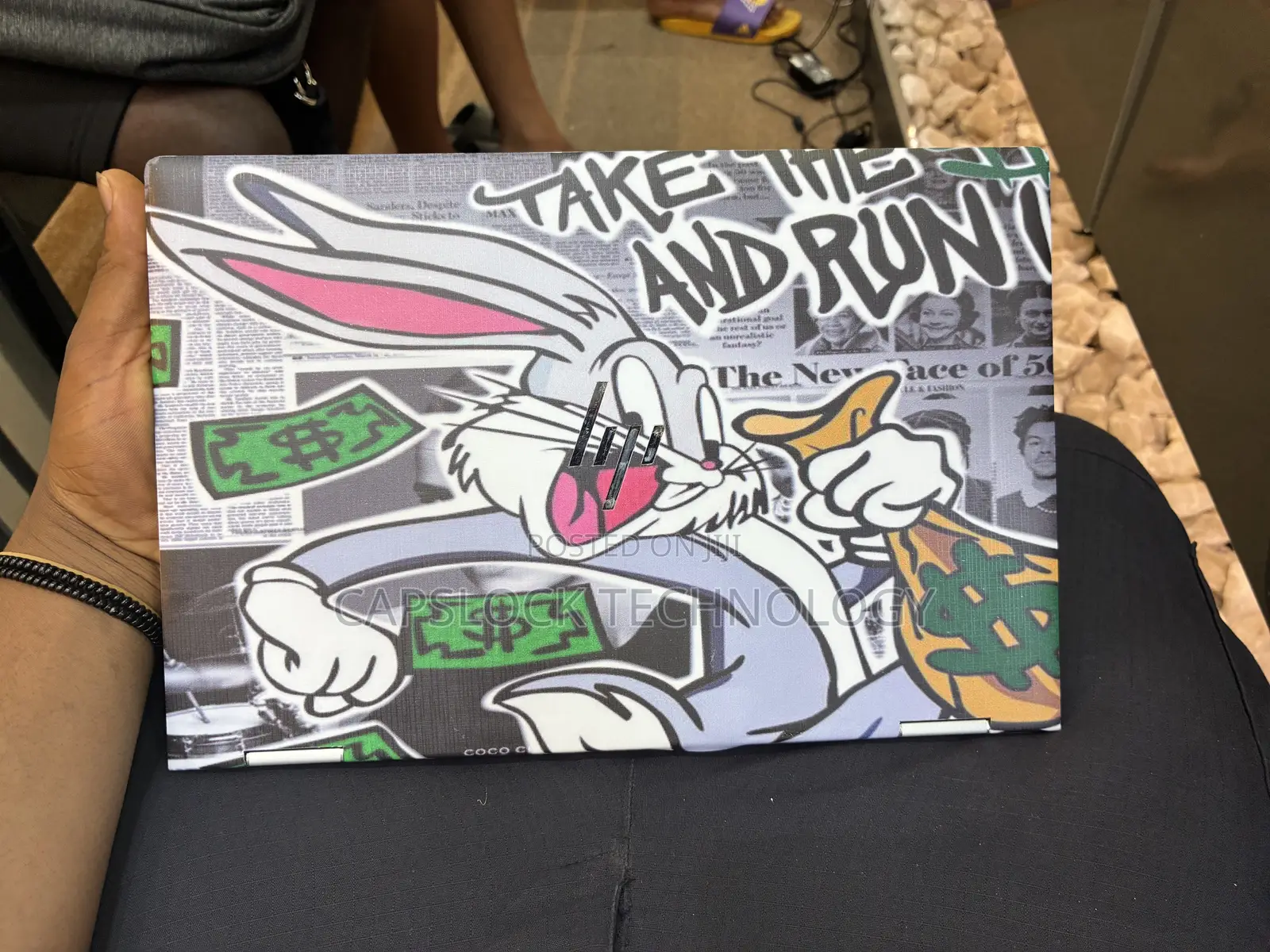 Laptop Skin Design in Circle - Computer Accessories , Capslock ...