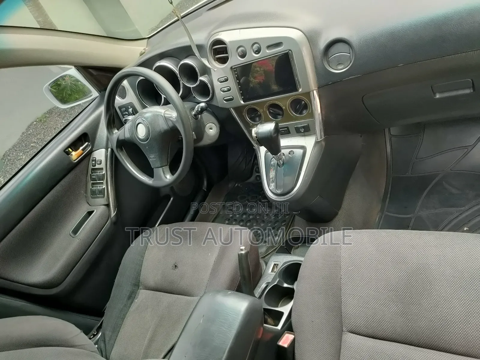 Toyota Matrix Hatchback FWD (1.8L 4cyl 5M) 2008 White in McCarthy Hill ...