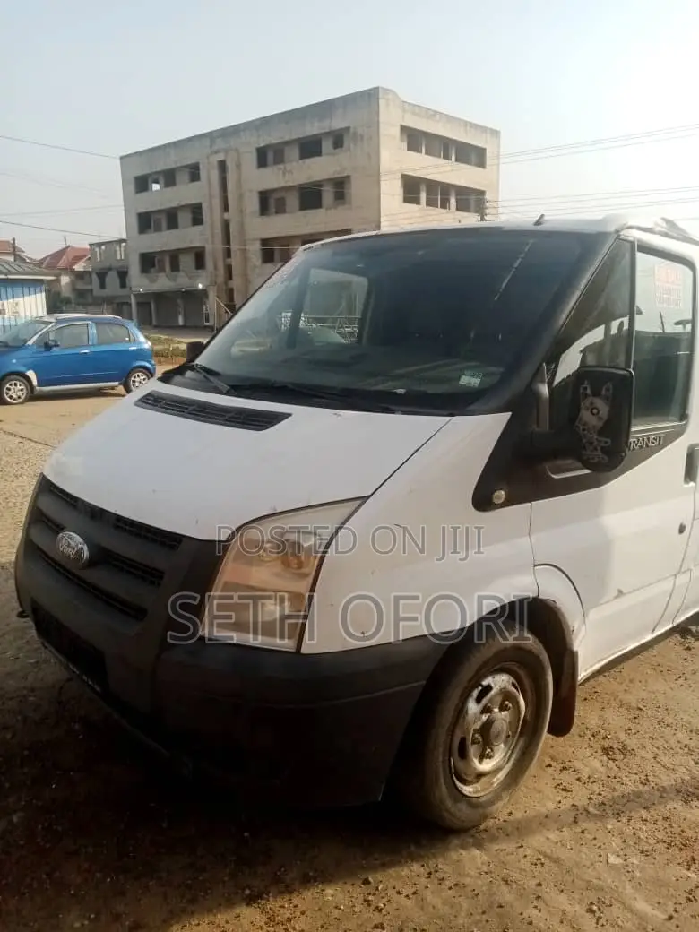 Ford Transit 2010 White in Ashomang Estate - Cars, Seth Ofori | Jiji.com.gh