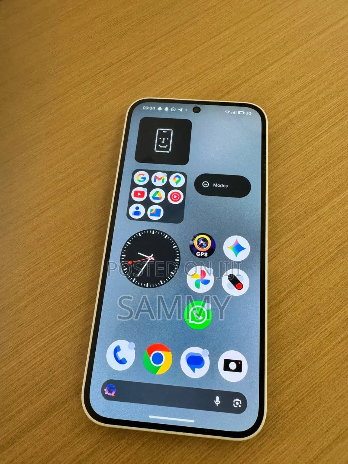Nothing Phone 2a 256 GB White for sale - Sammy Price: GH₵ 3,600 on Jiji ...