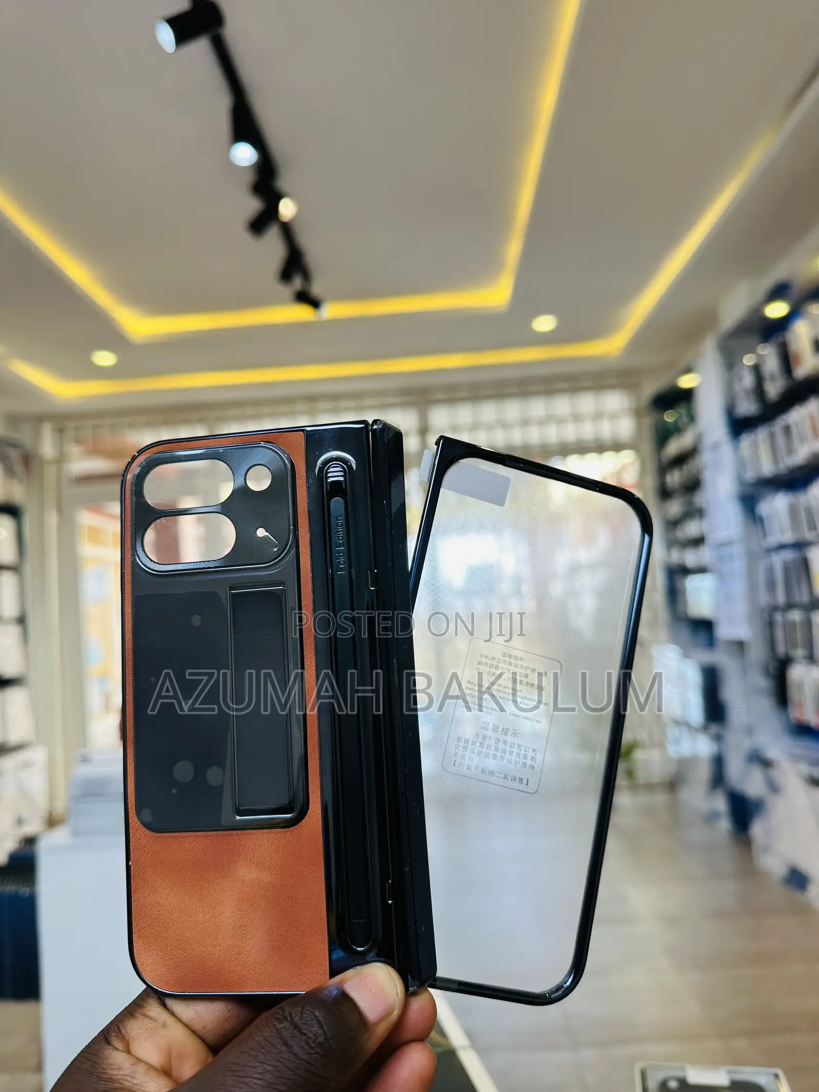 Google Pixel 9 Pro Fold, Built-in Screen Guard, and Pen in Circle ...