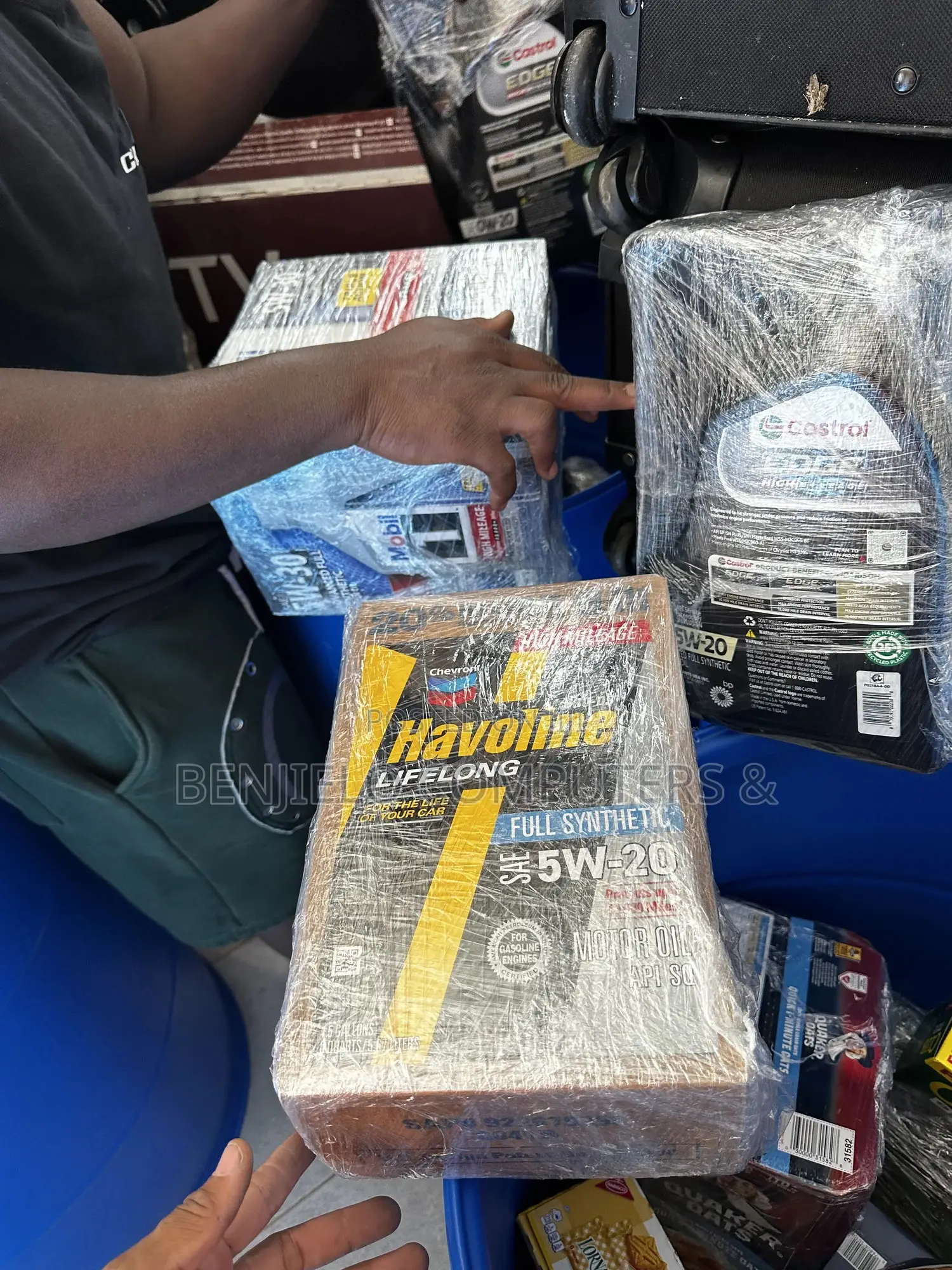 Oem Usa Castrol Havoline Mobil 1 Engine Oil in Pokuase - Vehicle Parts ...