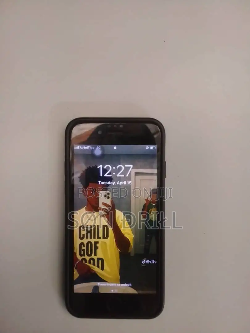 Apple iPhone 7 32 GB Silver in Teshie - Mobile Phones, Søñ Đrıłl | Jiji ...