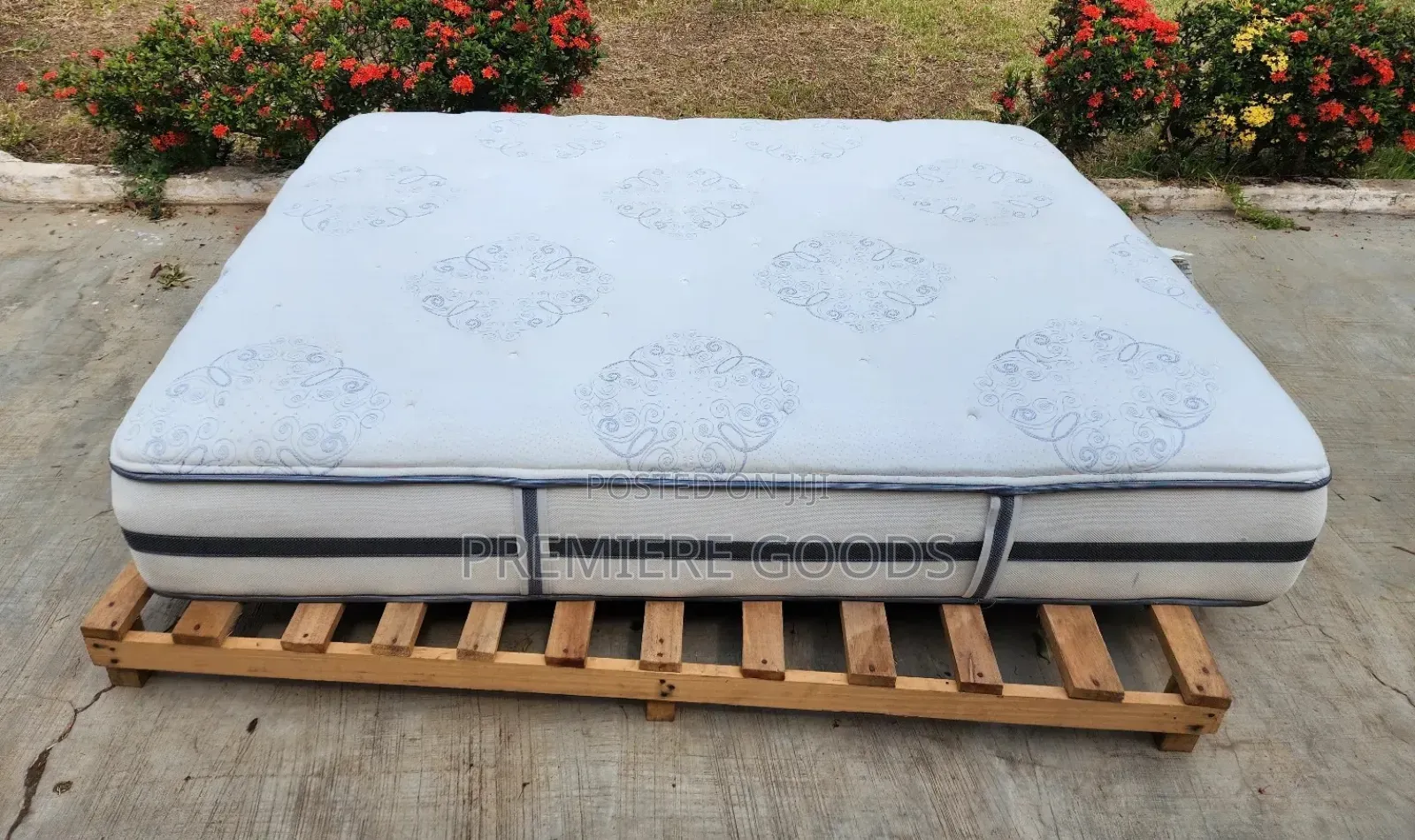 Beautyrest Queen Size 13 Inches in Awoshie - Furniture, Albert Dadson ...