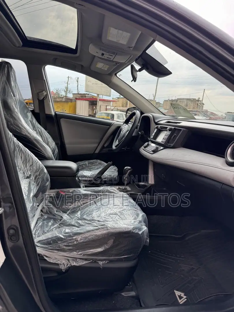 Toyota RAV4 Adventure 4dr SUV AWD (2.5L 4cyl 6A) 2018 Gray in Kumasi ...