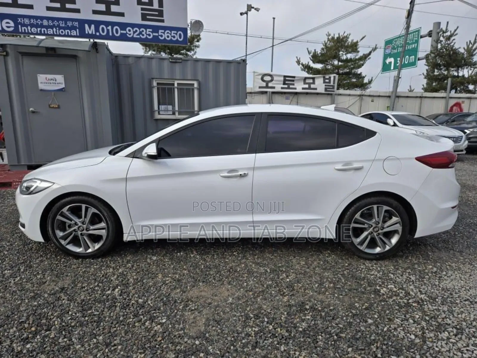 Hyundai Elantra Limited 2018 White in Accra Metropolitan - Cars, Apple ...