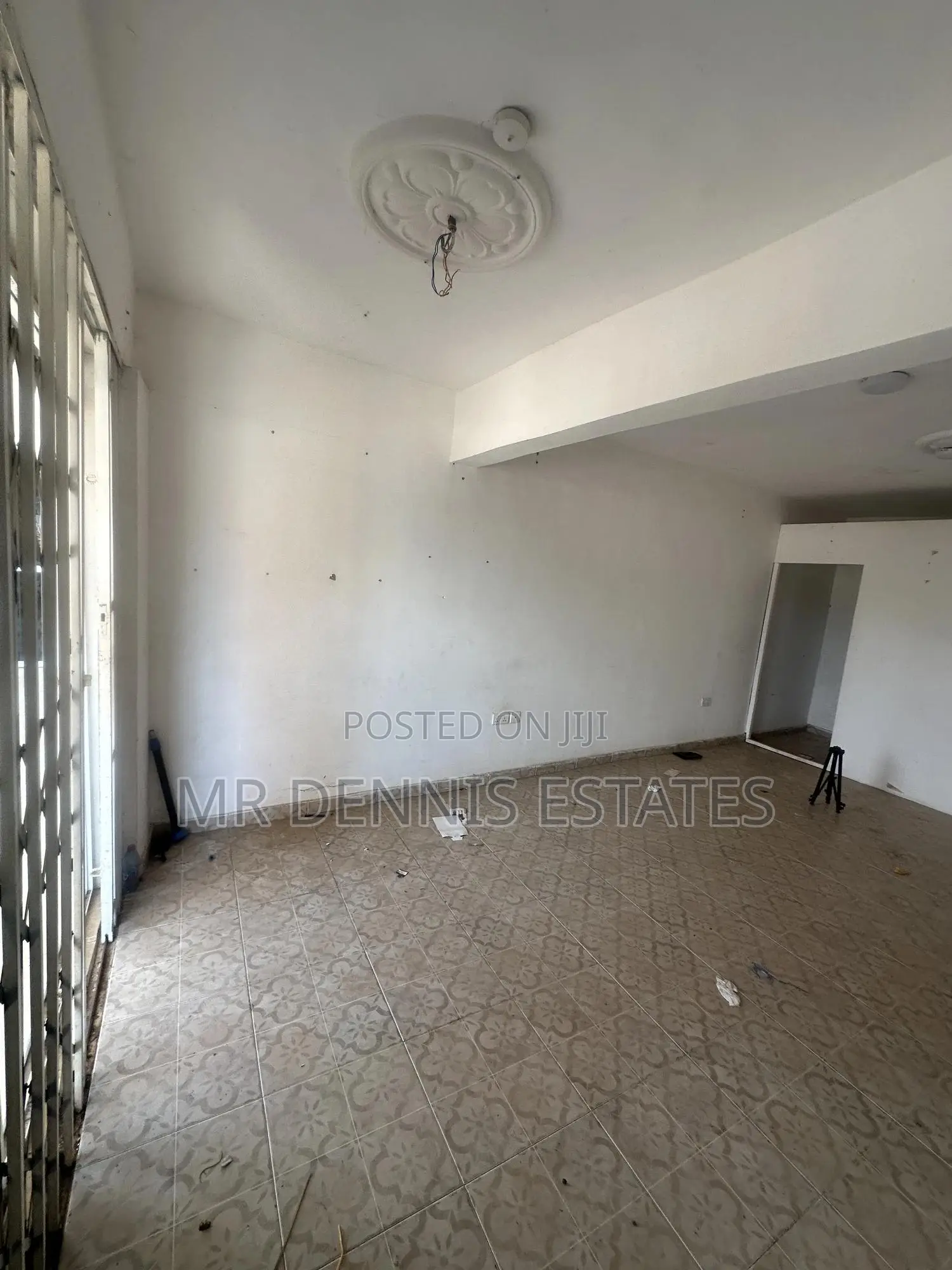 Shop/Store/Office for Rent At in West Hills Mall Area - Commercial ...