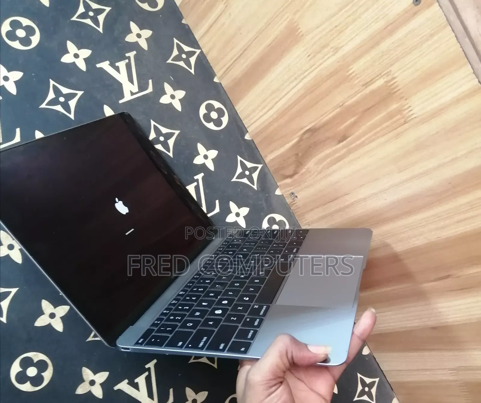 Laptop Apple MacBook 2015 8GB Apple M2 SSHD (Hybrid) 256GB in Accra ...
