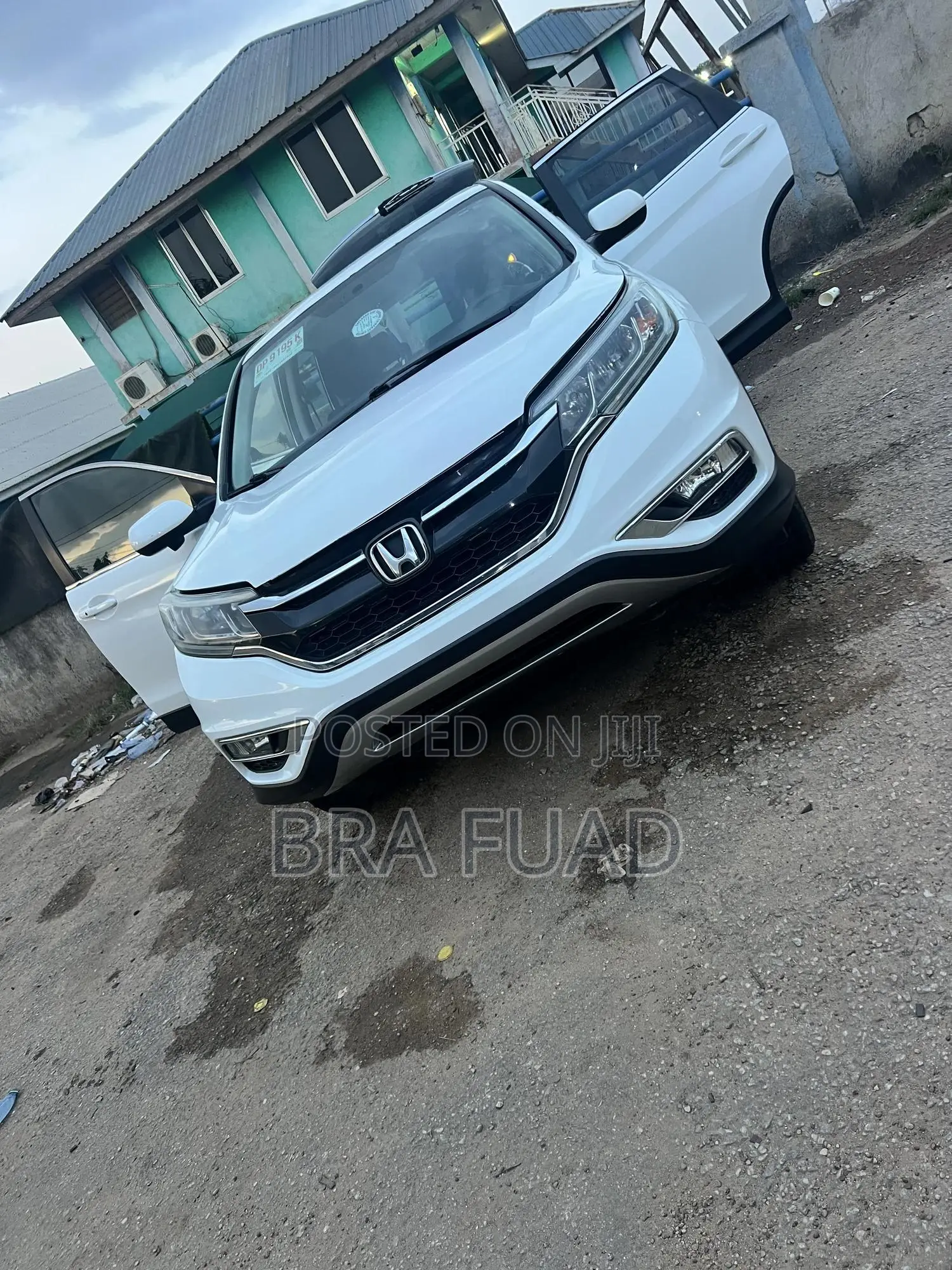 Honda CR-V 2015 White in Kumasi Metropolitan - Cars, Bra Fuad | Jiji.com.gh
