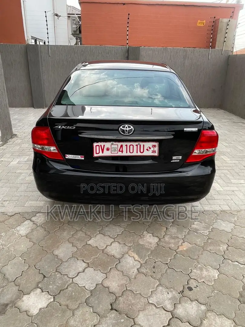 Toyota Axio 1.8 Luxel 4WD 2010 Black in Spintex - Cars, Kwaku Tsiagbe ...
