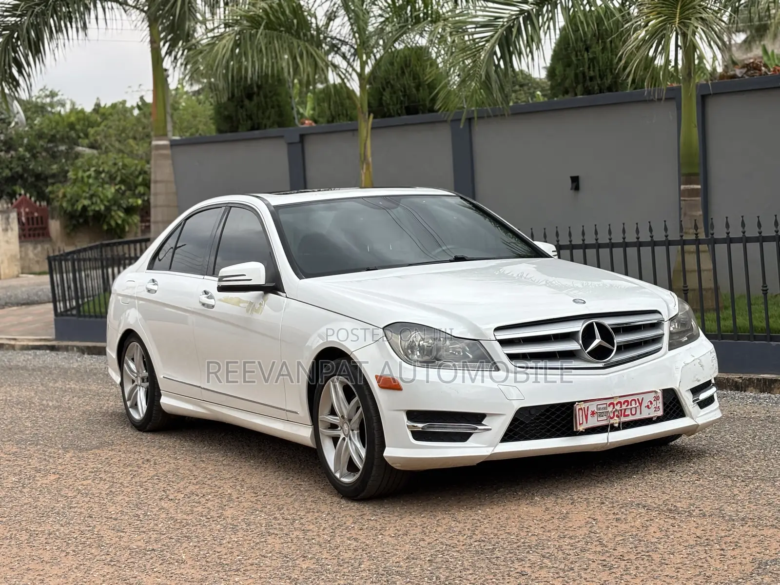 Mercedes-Benz C250 2013 White in Madina - Cars, Reevanpat Automobile ...