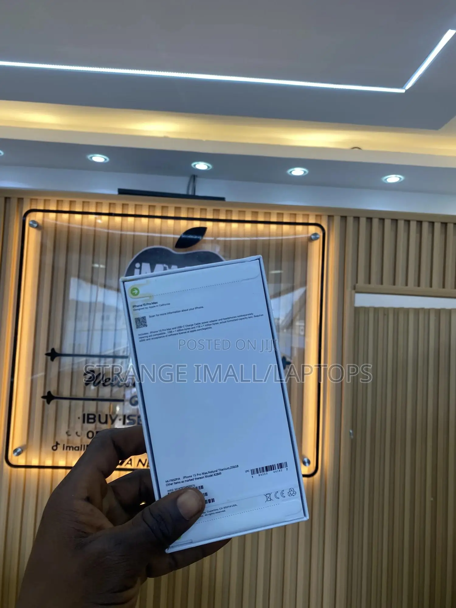 New Apple iPhone 15 Pro Max 256 GB Black in Circle - Mobile Phones ...