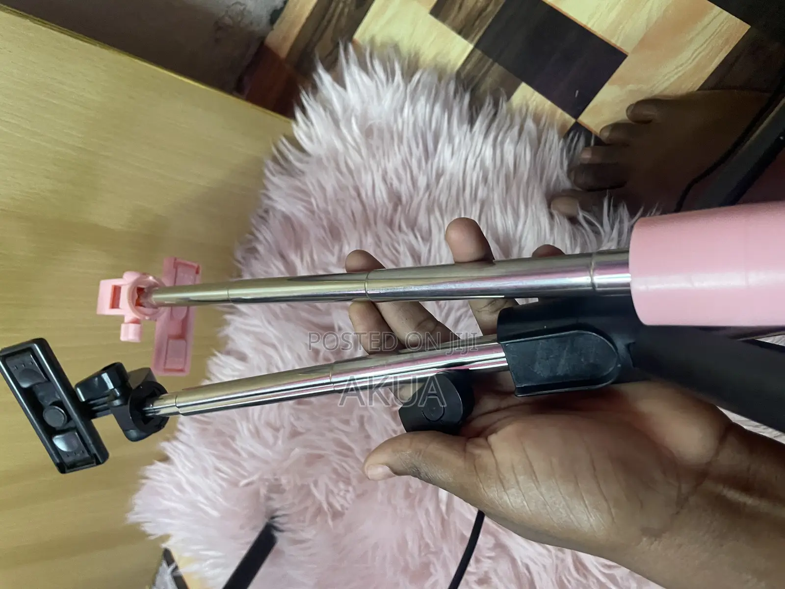 Selfie Stick in Weija - Accessories for Phones & Tablets, Akua Sarpomaa ...