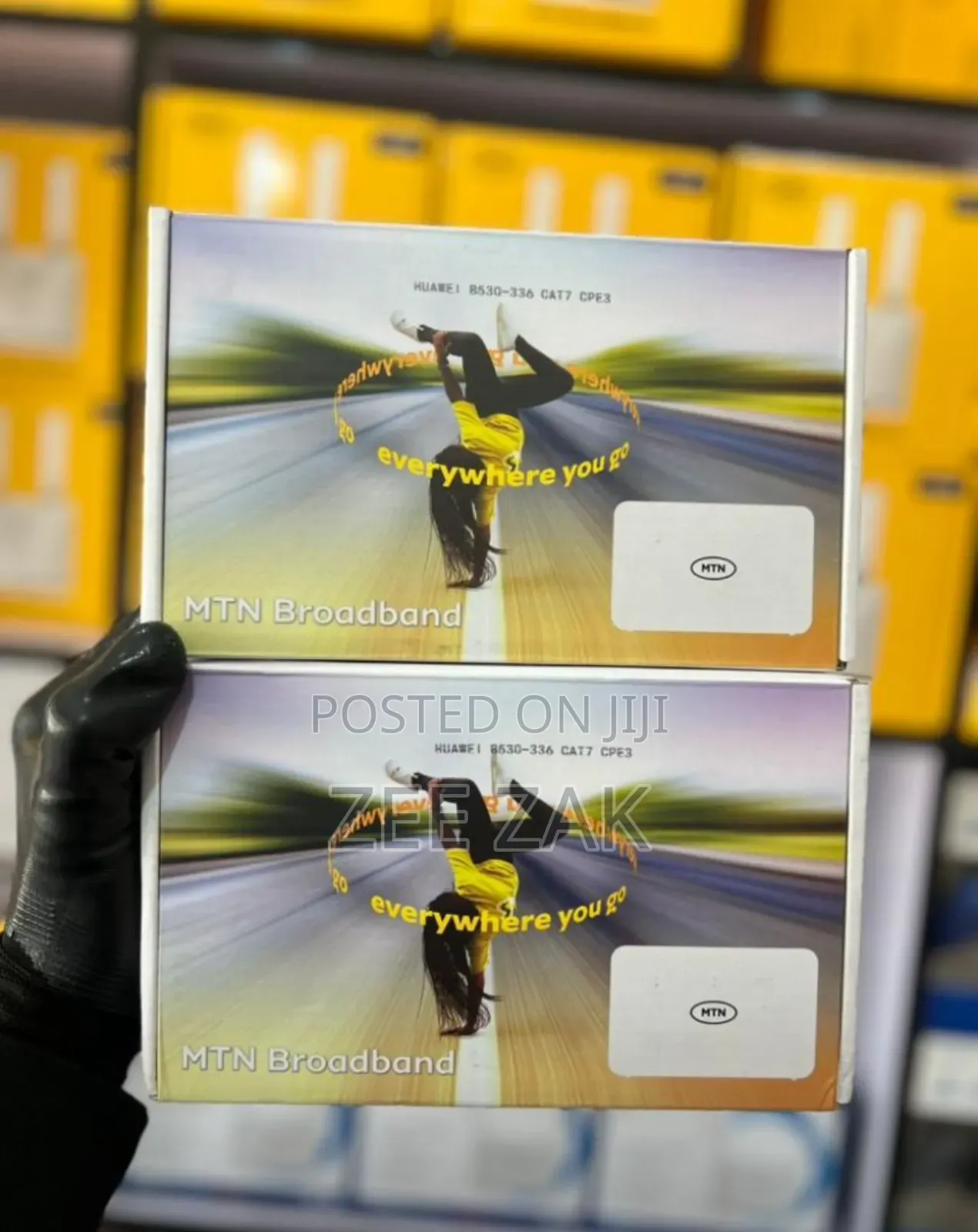 Cat 7 Internet Router With Data Sim in Circle - Networking Products ...