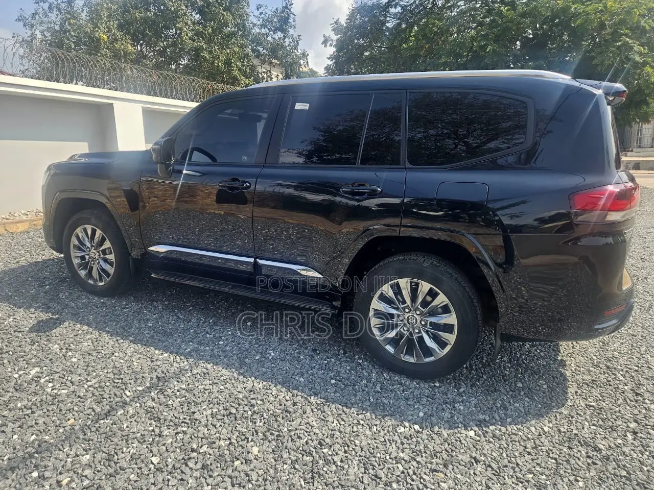 Toyota Land Cruiser LC300 2024 Black in Tema Metropolitan - Cars, Mr ...