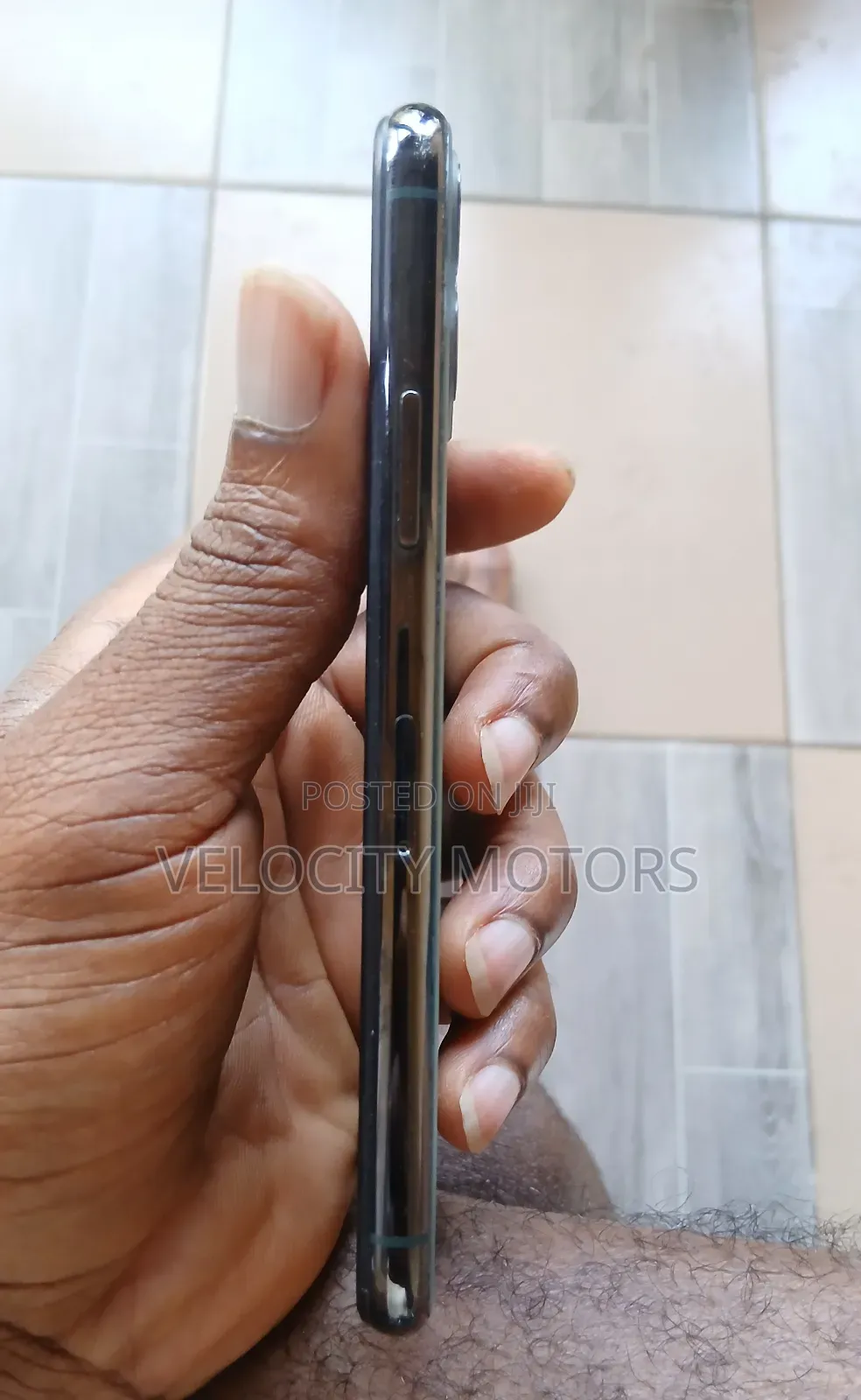 Apple iPhone 11 Pro 64 GB Gray in Tarkwa Nsuaem - Mobile Phones, Archi ...