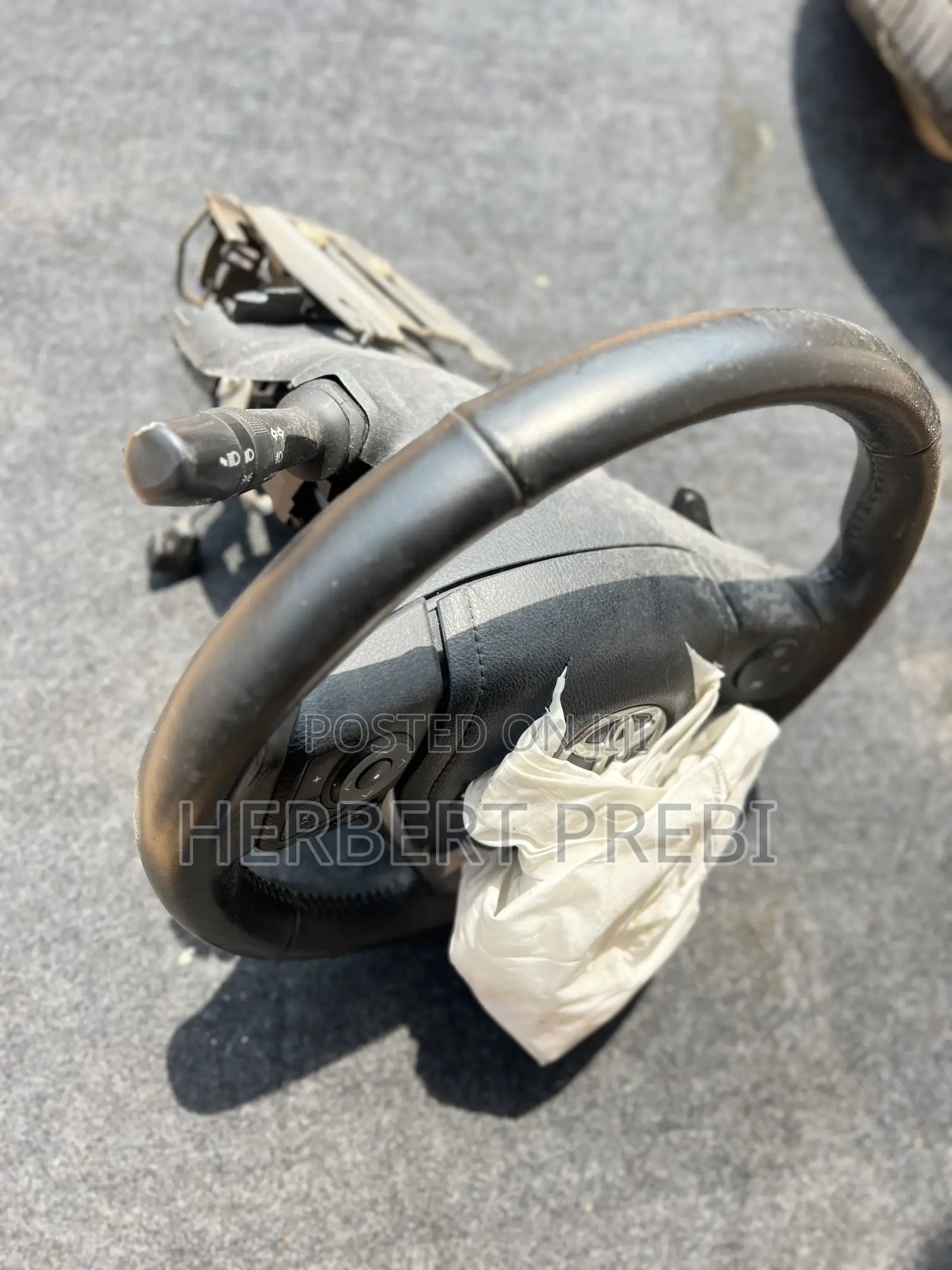 Complete Steering Wheel for Corolla 14-16 in Gbawe - Vehicle Parts ...