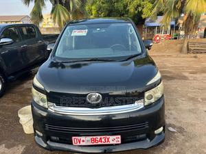 Toyota Voxy 2010 Black in Burma Camp - Cars, Mensah Solomon | Jiji.com.gh