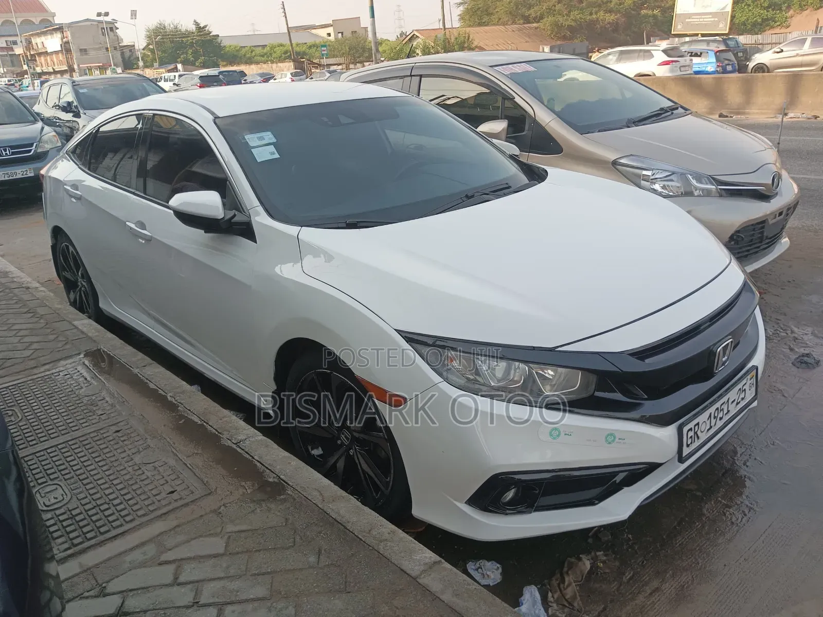 Honda Civic 2019 White in Circle - Cars, Bismark Otoo | Jiji.com.gh