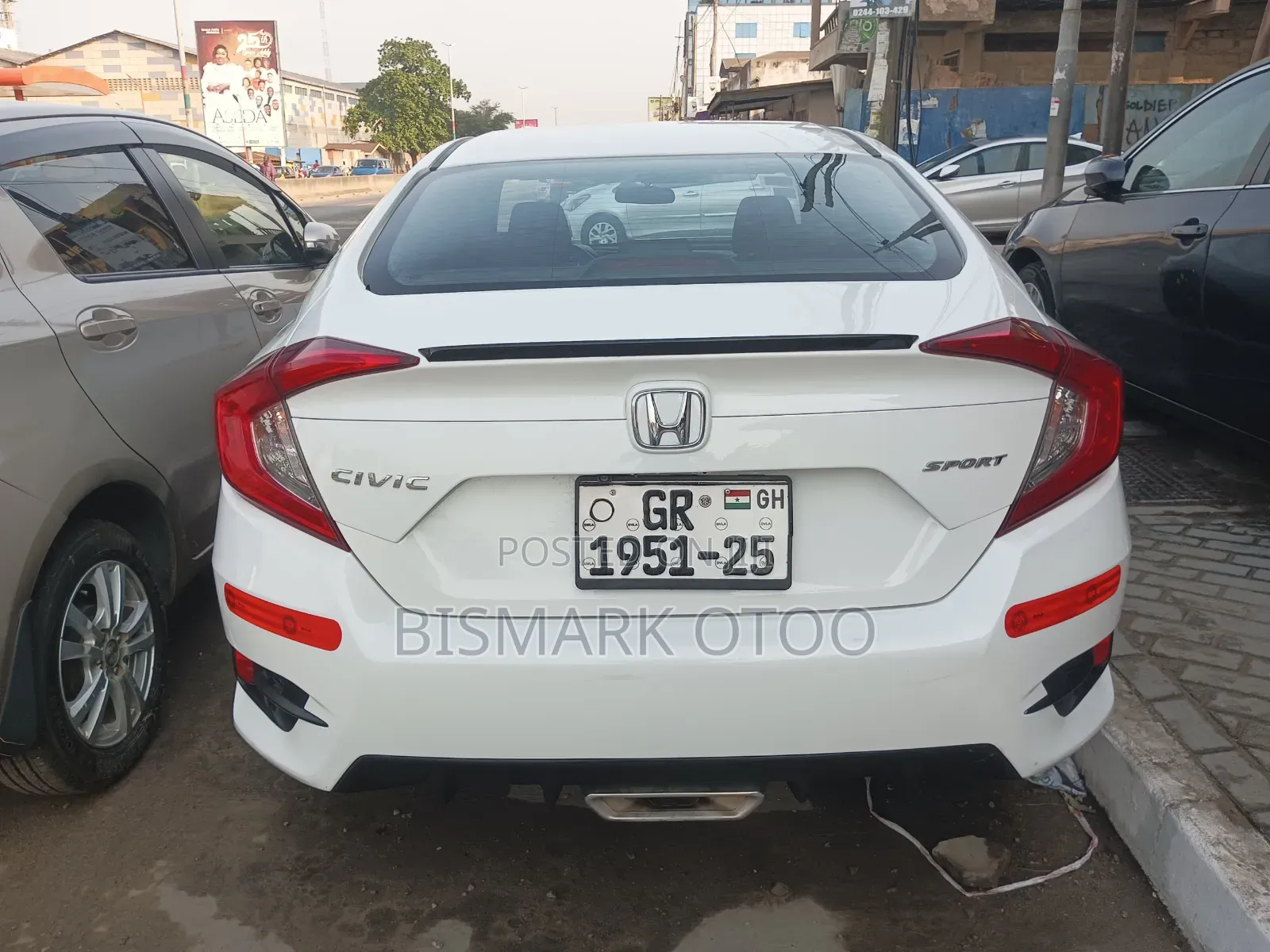 Honda Civic 2019 White in Circle - Cars, Bismark Otoo | Jiji.com.gh