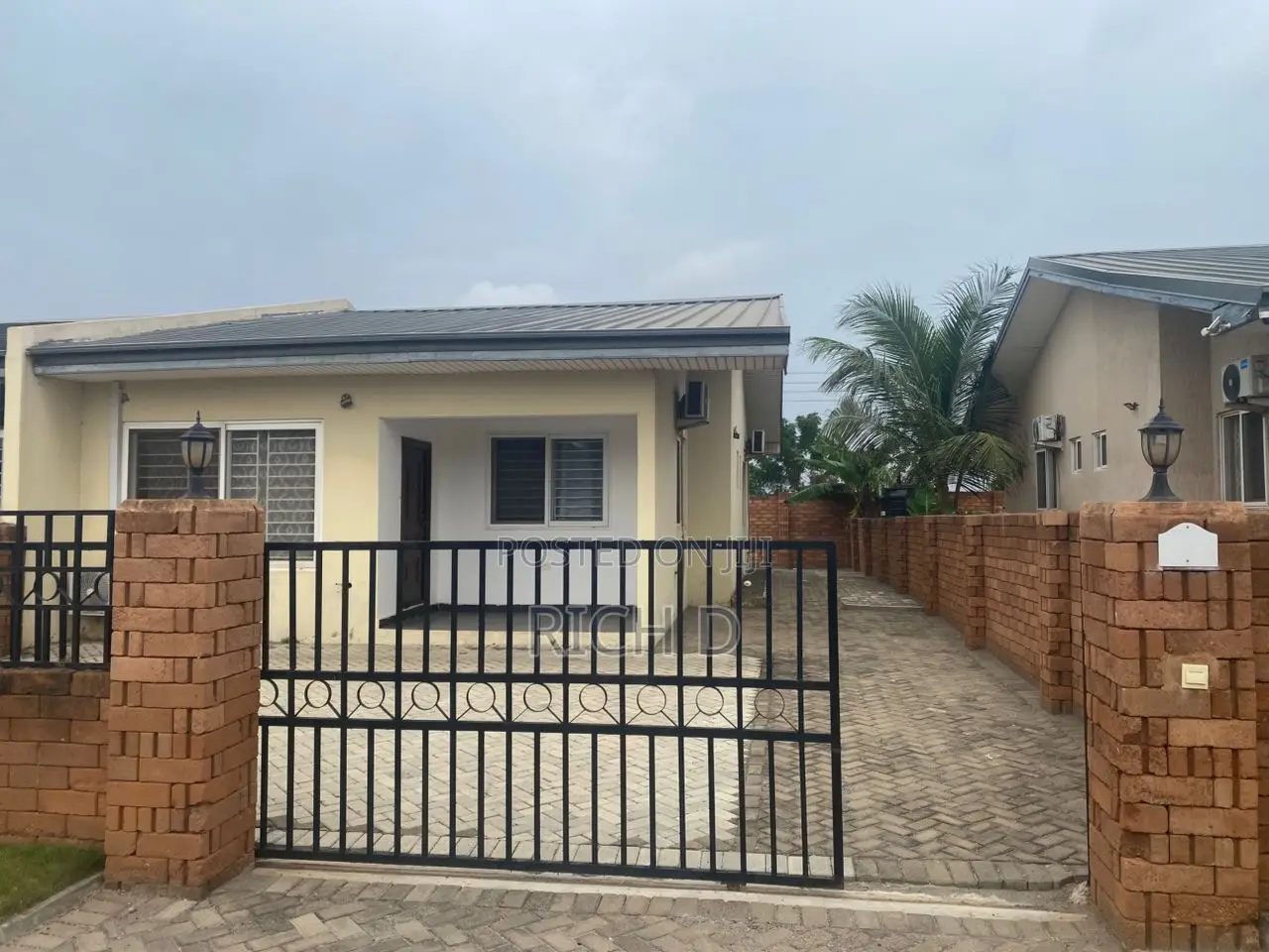 Furnished 2bdrm House in Solé Lagoon View, Prampram for sale in ...