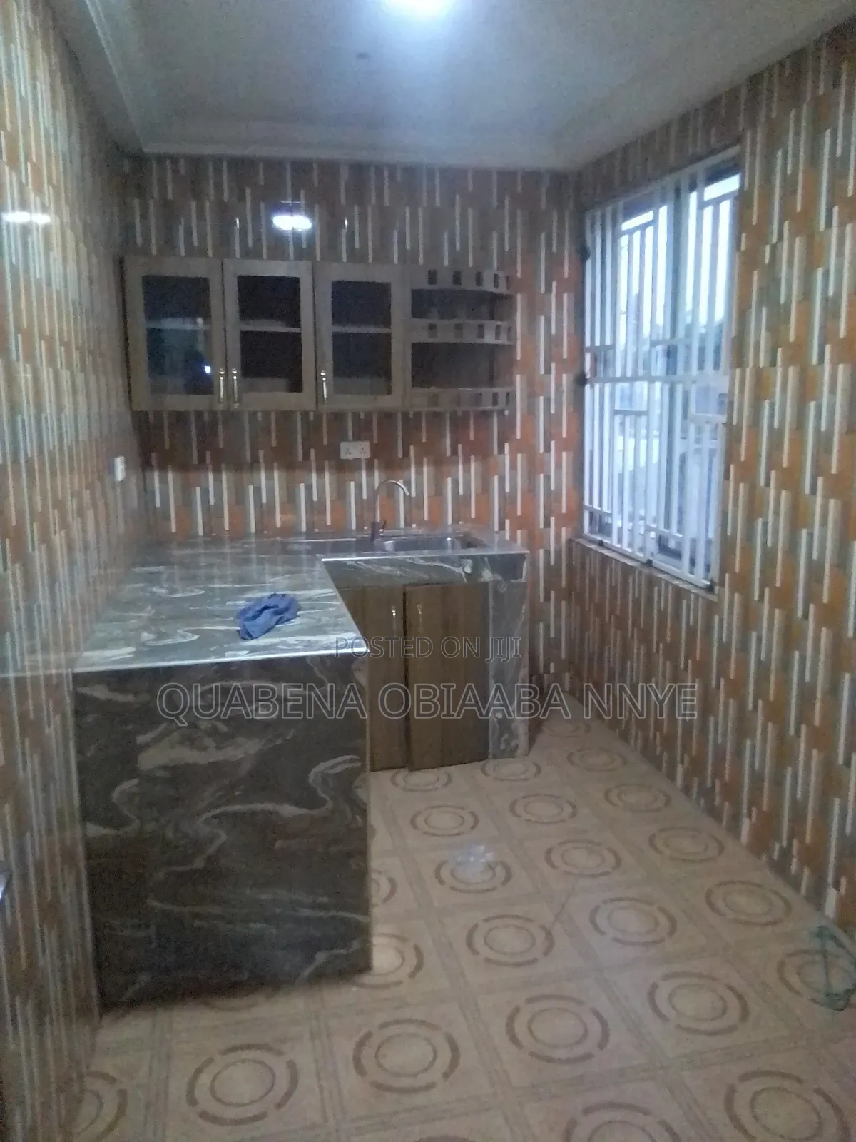 Chamber and Hall for Rent in Lake Side Estate - Commercial Property for ...