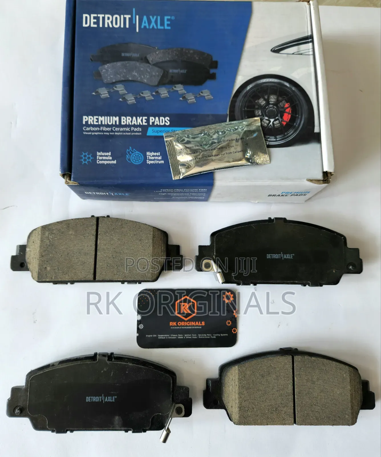 Accord 13-25/Hr-v 16-22 Detroit Axle Carbon Fibre Ceramic Front Pad in ...