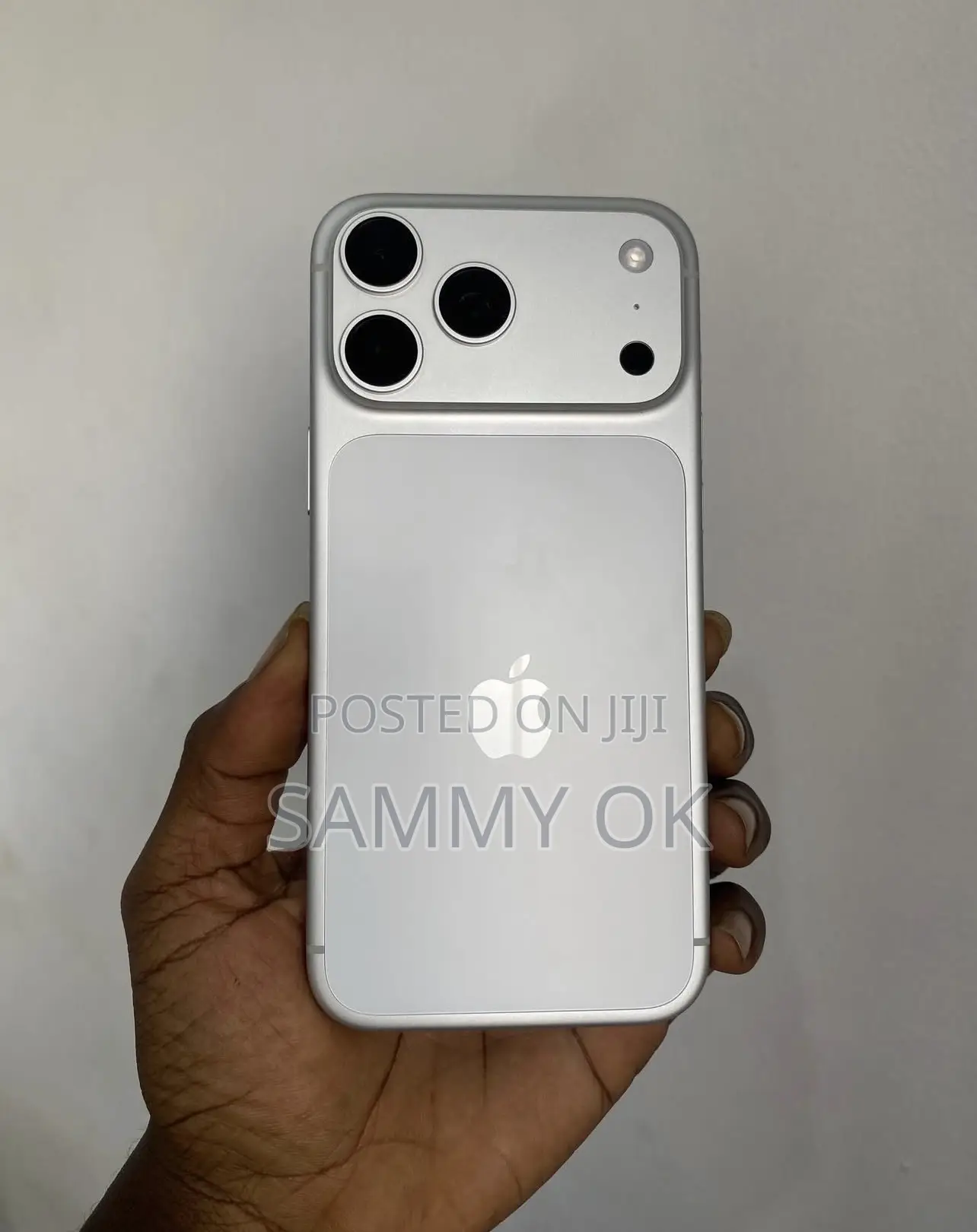 Apple iPhone 17 Pro Max 256 GB Silver in Accra Metropolitan - Mobile ...