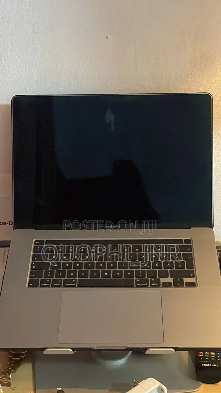 Laptop Apple MacBook Pro 2019 16GB Intel Core I7 SSD 512GB in Kumasi ...