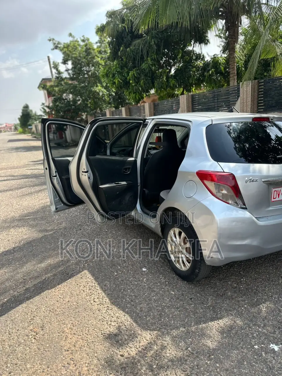 Toyota Vitz 1.3 FWD 5dr 2013 Silver in Accra Metropolitan - Cars, Kon ...