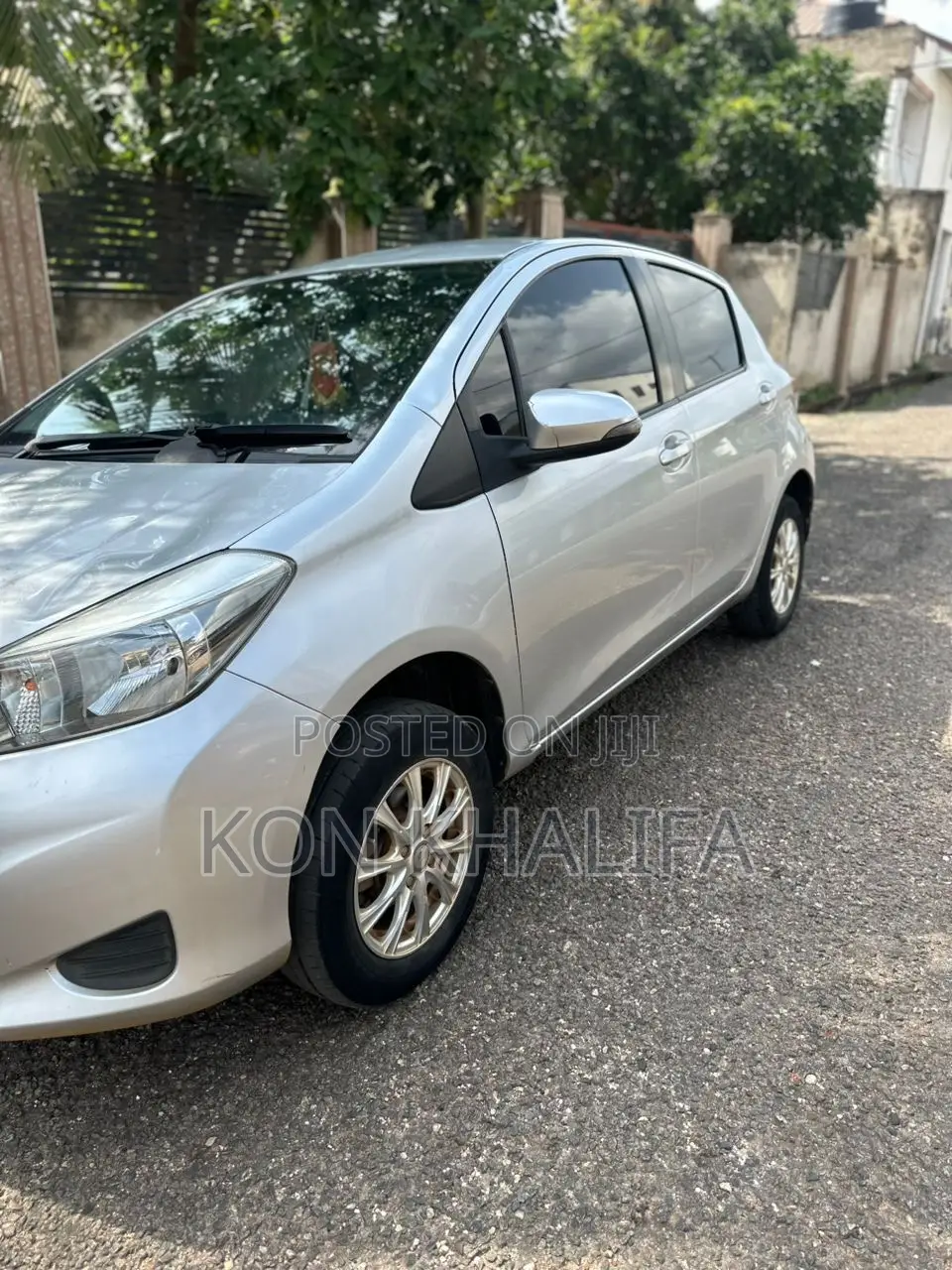 Toyota Vitz 1.3 FWD 5dr 2013 Silver in Accra Metropolitan - Cars, Kon ...