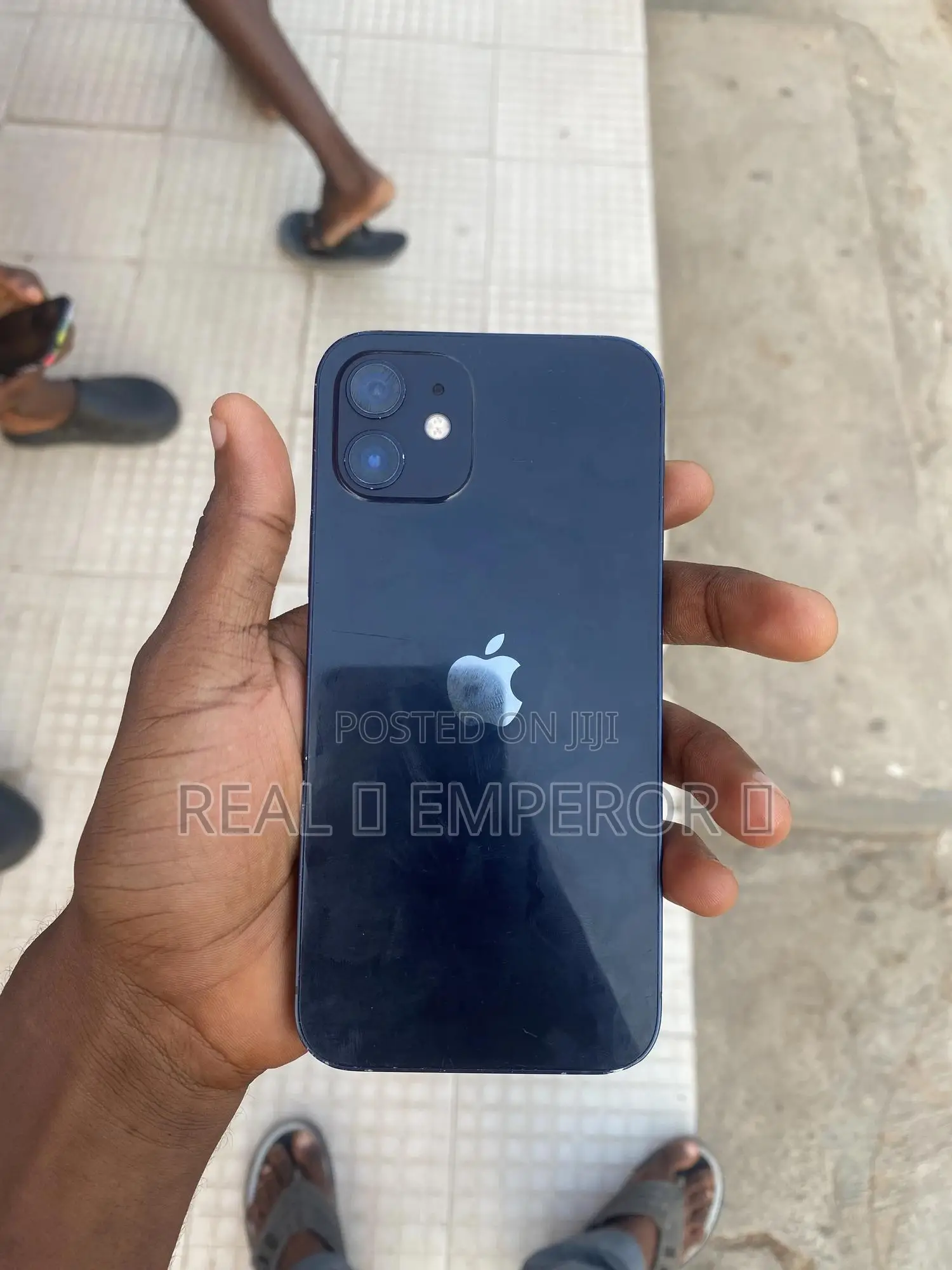 Apple iPhone 12 64 GB Black in Lapaz - Mobile Phones, real Emperor ...