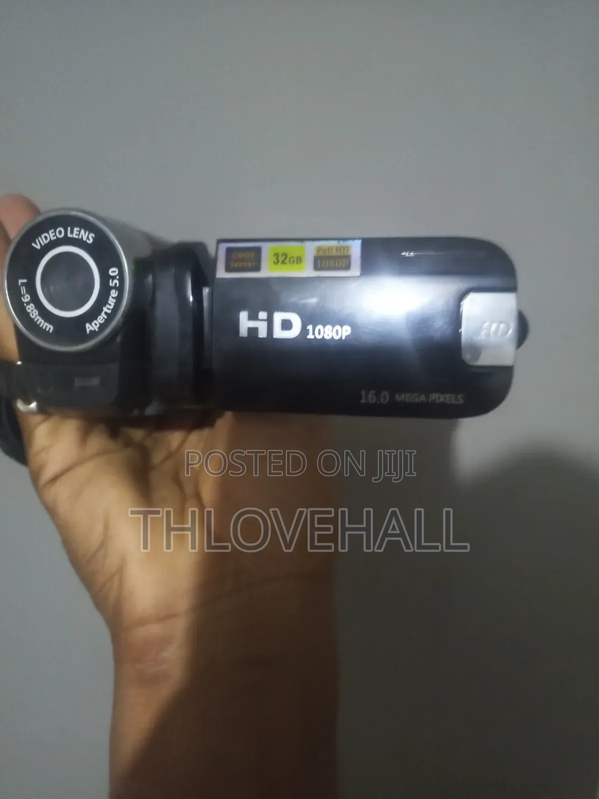 Distress Sale: Hd Video / Digital Camcorder/Camera for All Occasions in ...