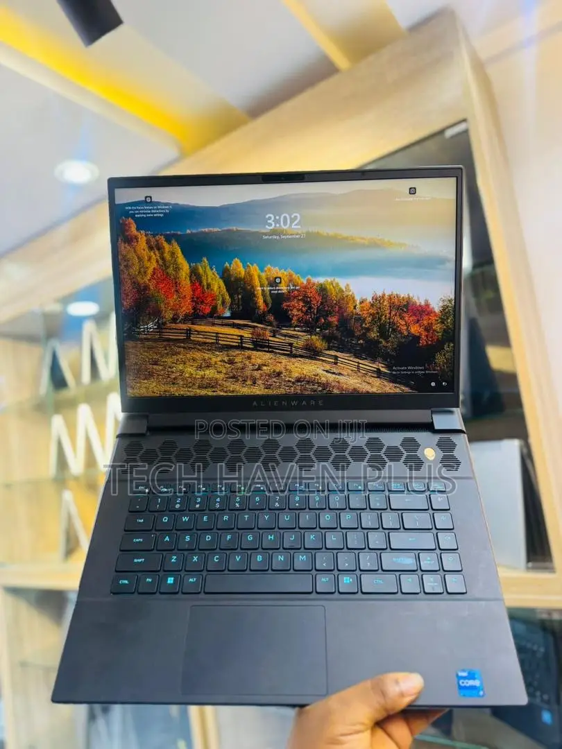 Laptop Alienware M17x R2 16GB Intel Core I7 SSD 1T in Circle - Laptops ...