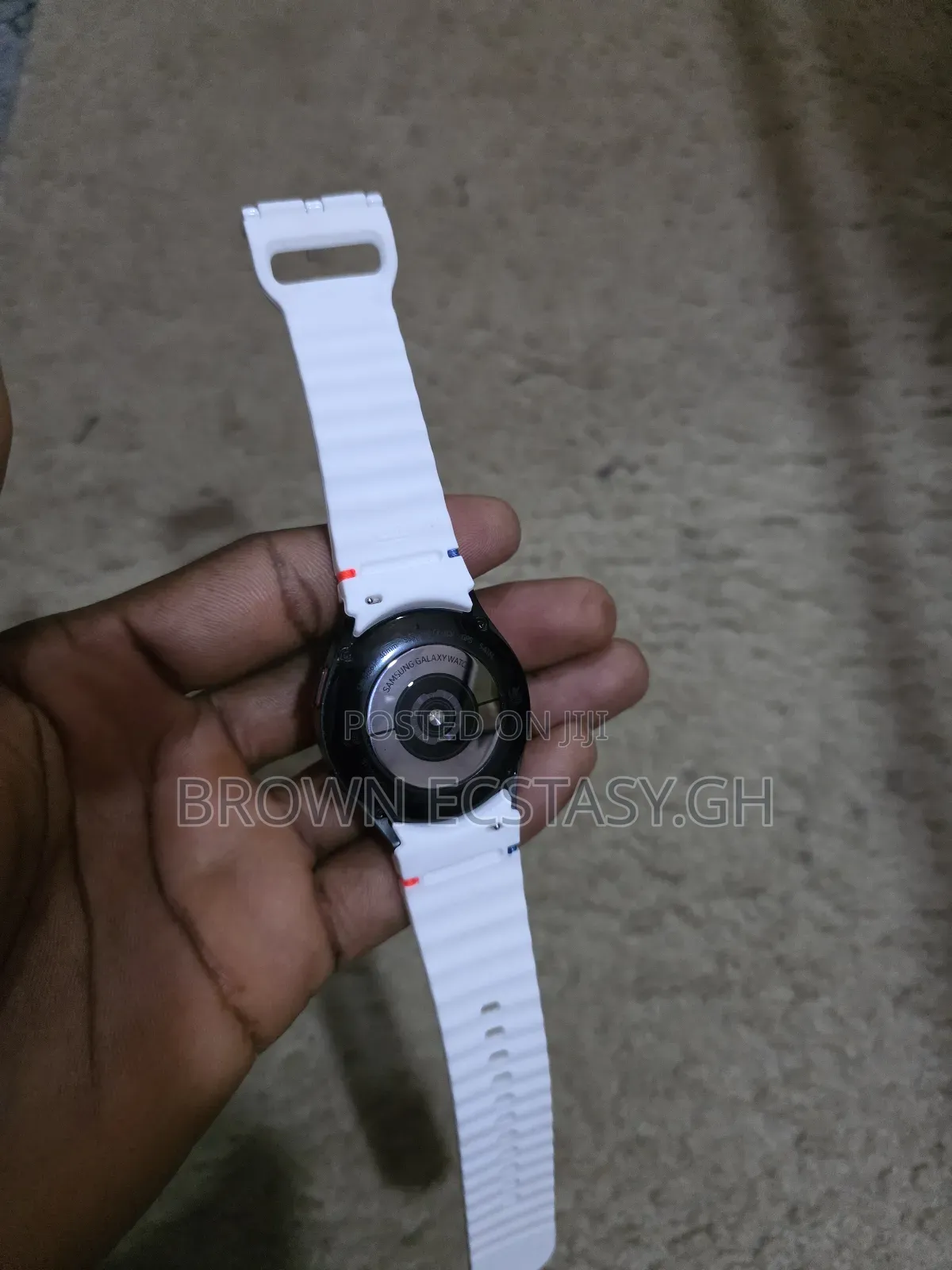 Samsung Galaxy Watch Fe in Osu - Smart Watches, Brown Ecstasy | Jiji.com.gh